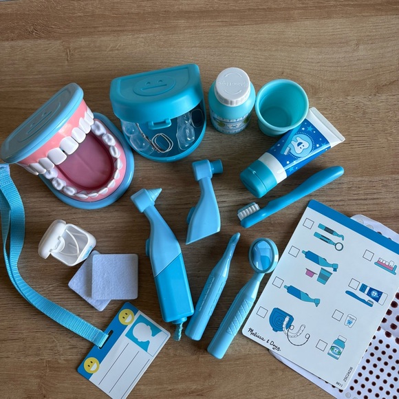 Melissa & Doug | Toys | Melissa Doug Super Smile Dentist Kit Pretend ...